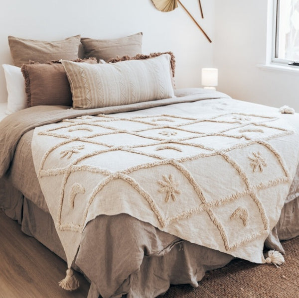 Throws + Blankets